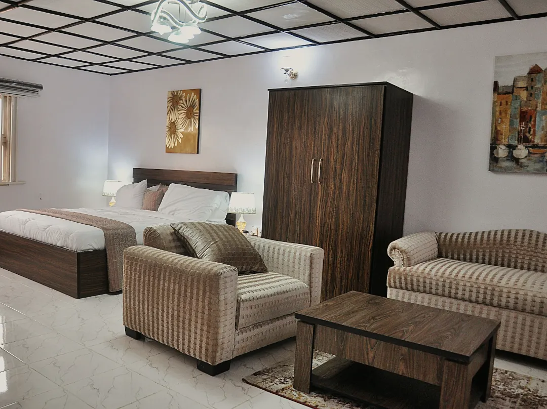 Jolie Suites - Lagos