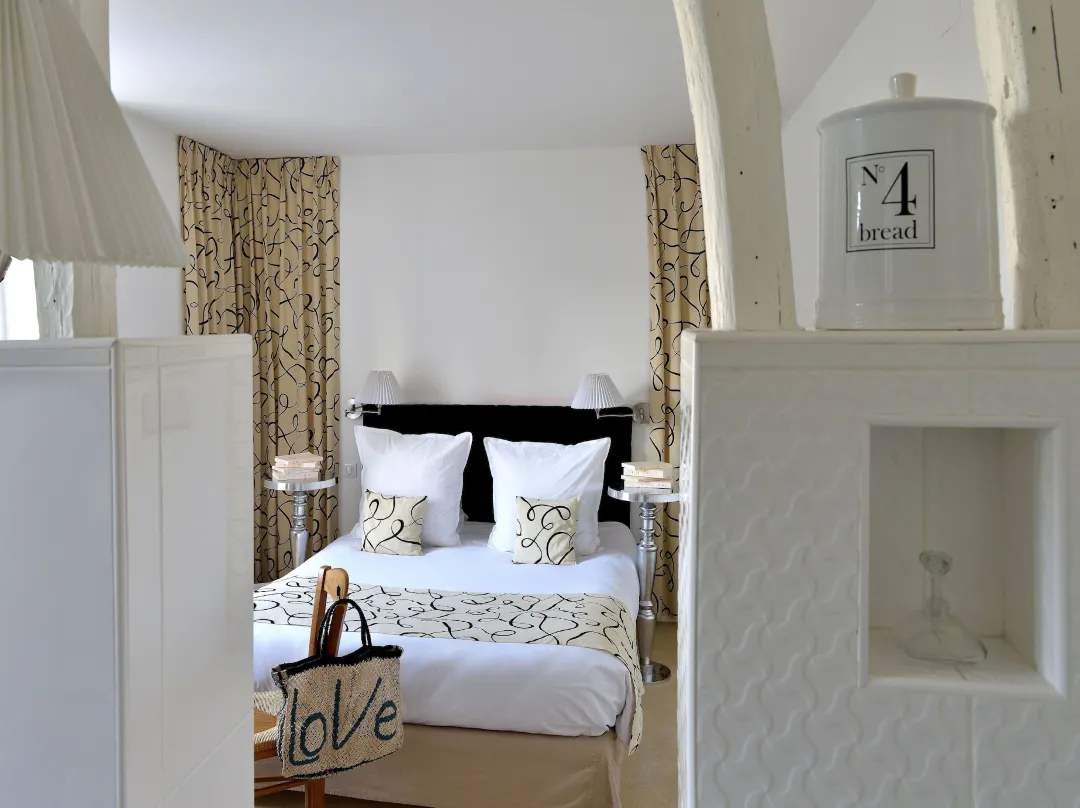 Logis Hôtel Les 3 Rois - Issoudun