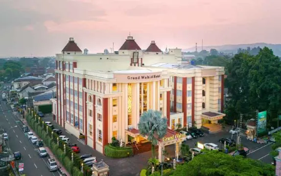 Grand Wahid Hotel Salatiga - Salatiga
