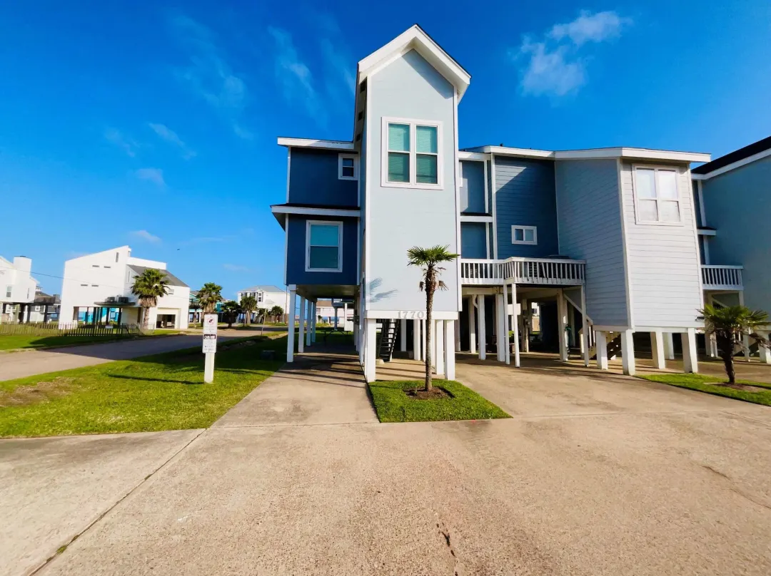 Saltwater Solace, For 8 - Jamaica Beach, TX