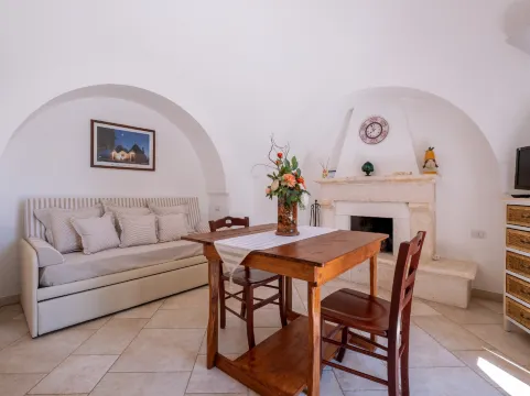 Trullo Dell' Aia Con Piscina - Apulia