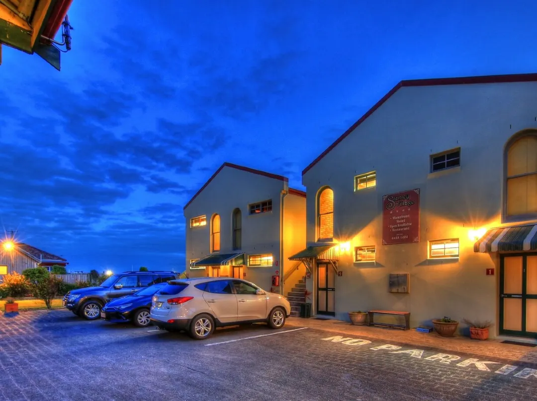 Stanley Village Waterfront Accommodation - スタンリー