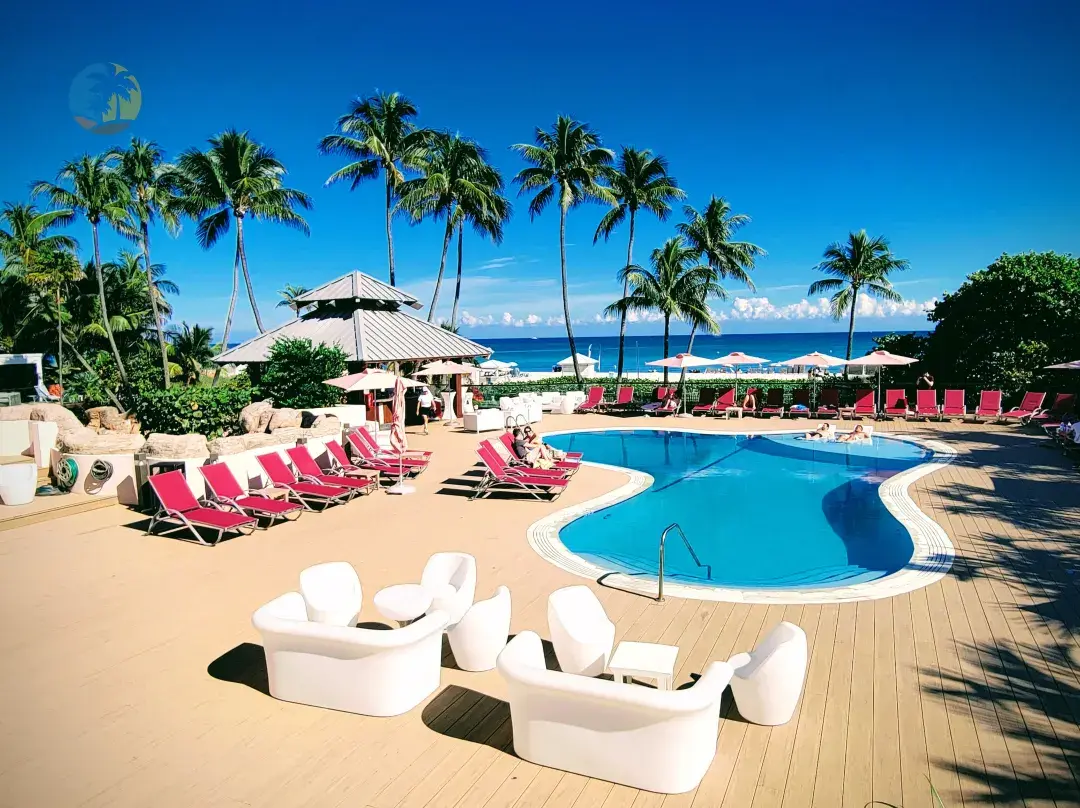 Luxurious Oceanfront Retreat With Heated Pools - Stunning Vacation Oasis - North Miami Beach