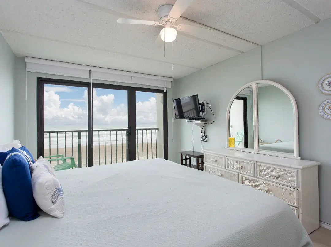 Beachfront Oasis With Heated Pool And Ocean Views - Stunning Retreat - South Padre Island, TX