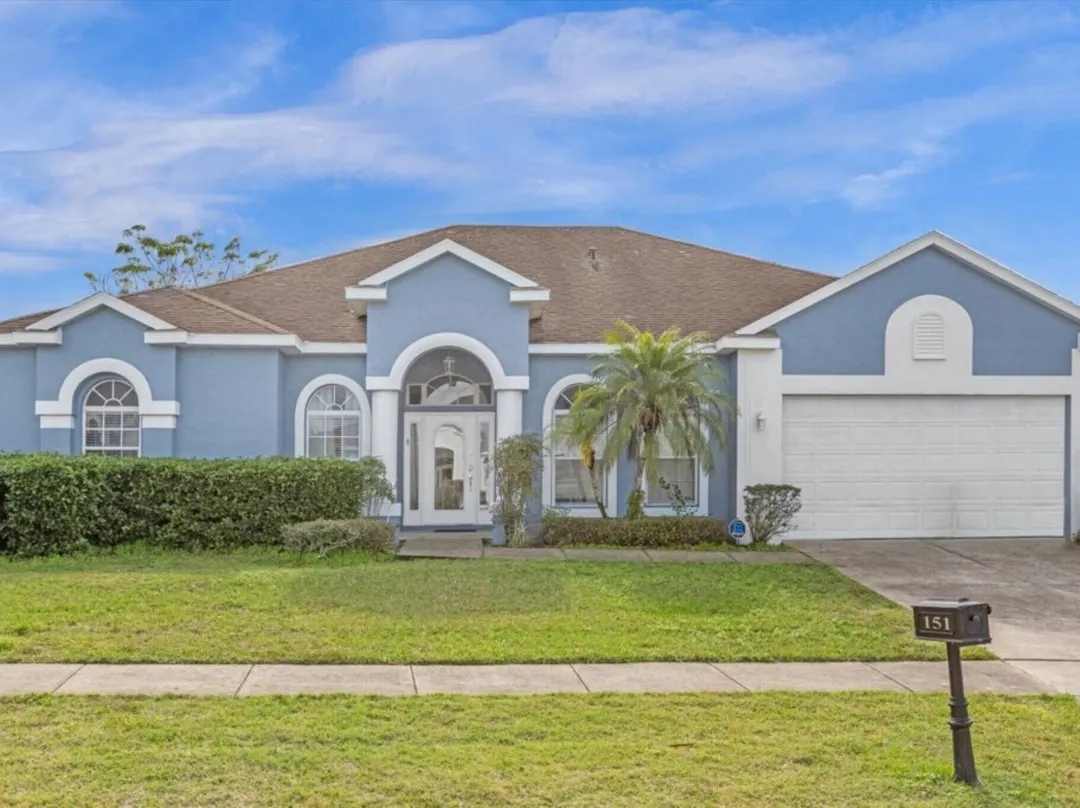 4 Bedroom Executive Pool Home With Games Room - Haines City, FL