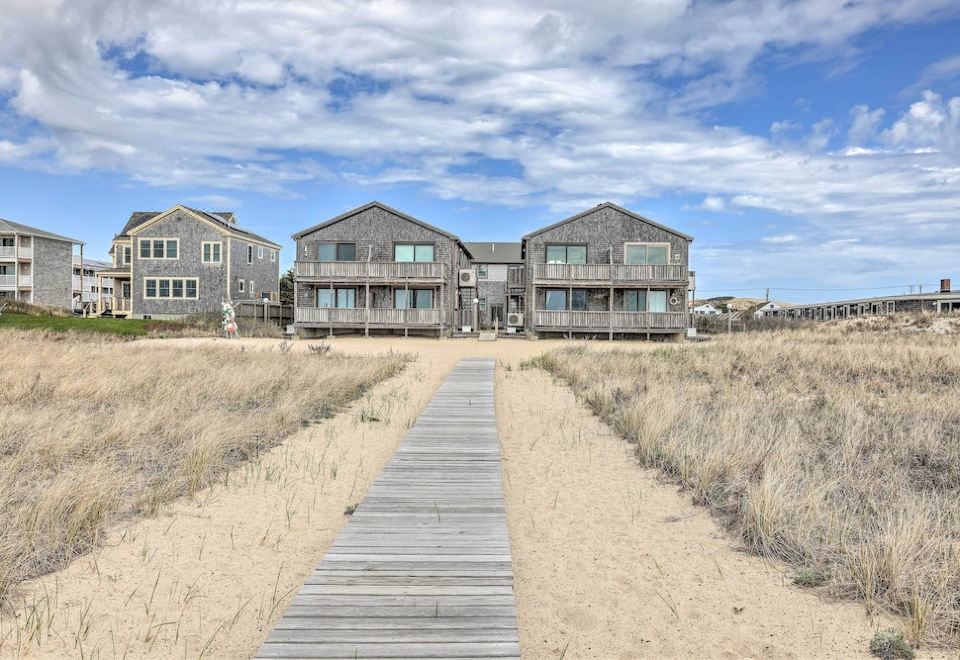 2025 Updated Prices, Deals & Reviews | Trip.com