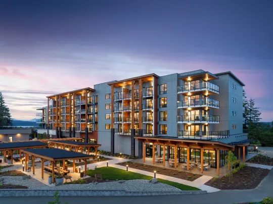 Naturally Pacific Resort - Vancouver Island