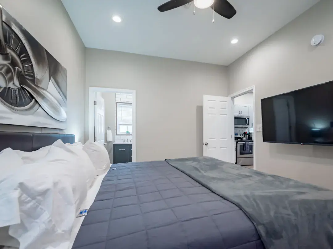 Exposed Brick And Modern Kitchen Amenities - Charming Historic Retreat - New Castle, DE