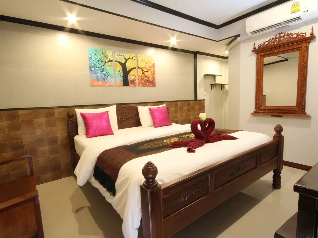 Tr Guesthouse - Thani