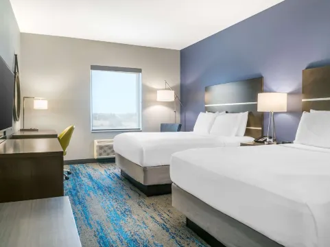 Comfort Inn & Suites Adrian - Michigan