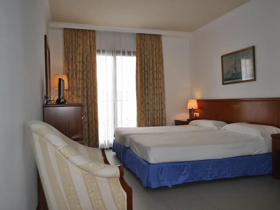 Hostal Vila Del Mar - Lloret de Mar