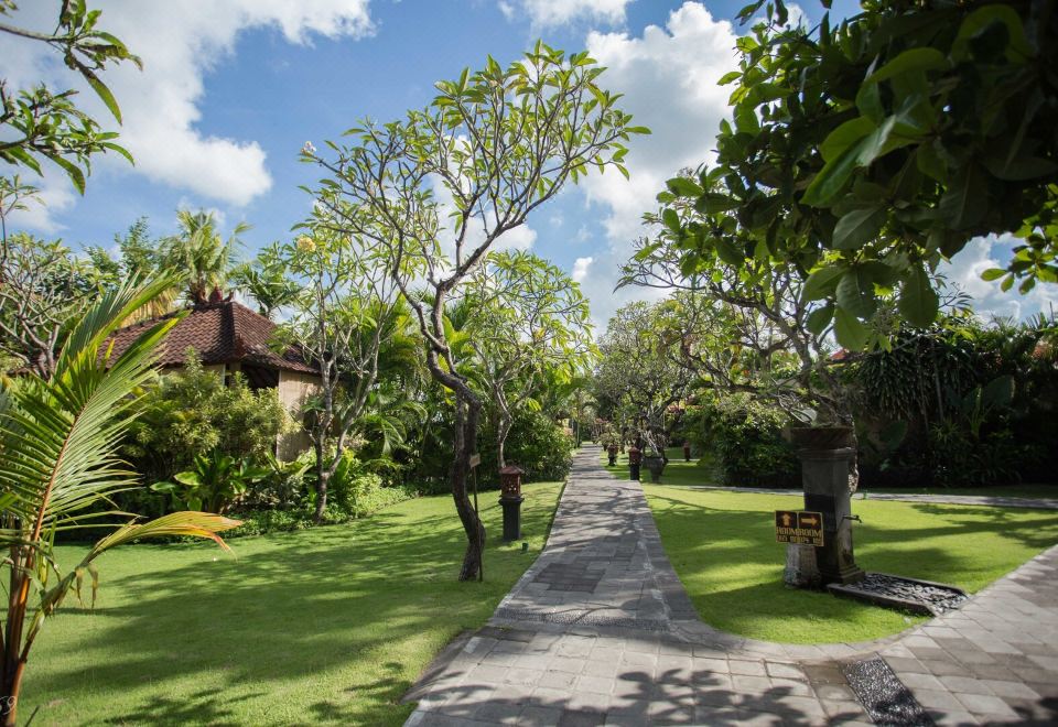 Kuta Puri Bungalows, Villas and Resort (Bali) Updated 2025 Prices ...