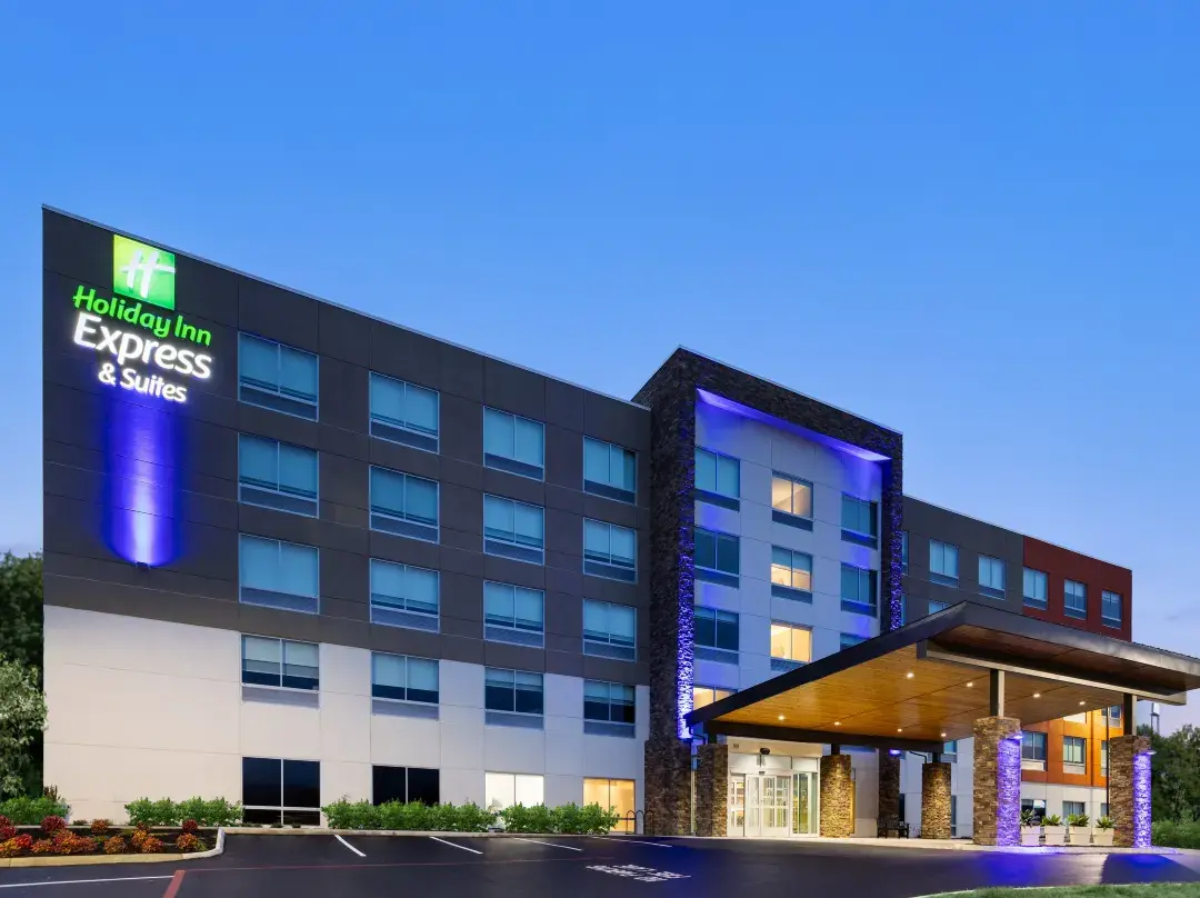 Holiday Inn Express & Suites Waynesboro East - Waynesboro, VA