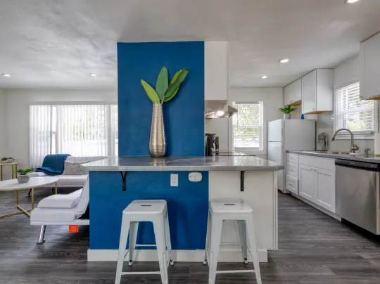 New Appliances And Free Parking Near Campus - Stylish Retreat - Boise, ID