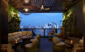 Momentus Hotel Alexandra, Singapore - 2026 Prices & Reviews | Trip.com