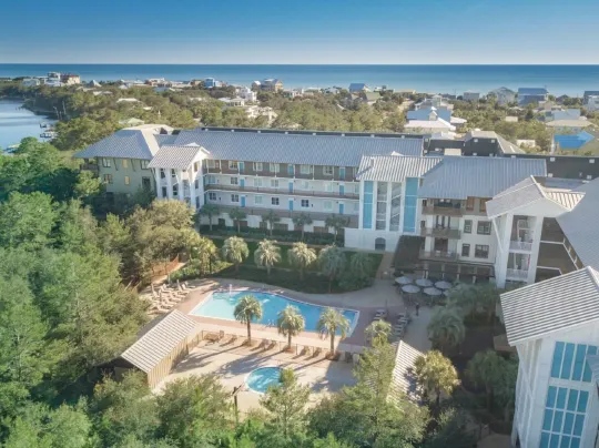 Private Beach Access And Community Pool Retreat - Luxurious Escape - Grayton Beach, FL