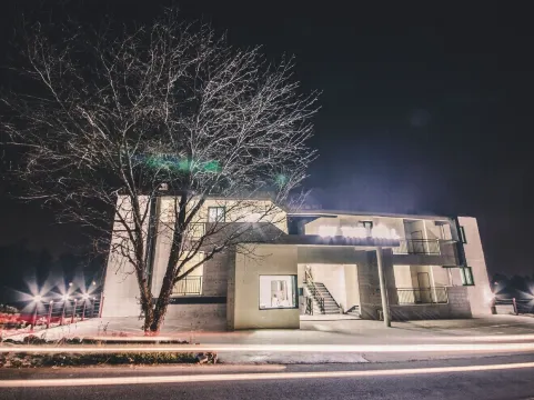 By The Hill Jeju - Jeju-do