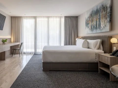 Elements By Marquis - Benito Juarez