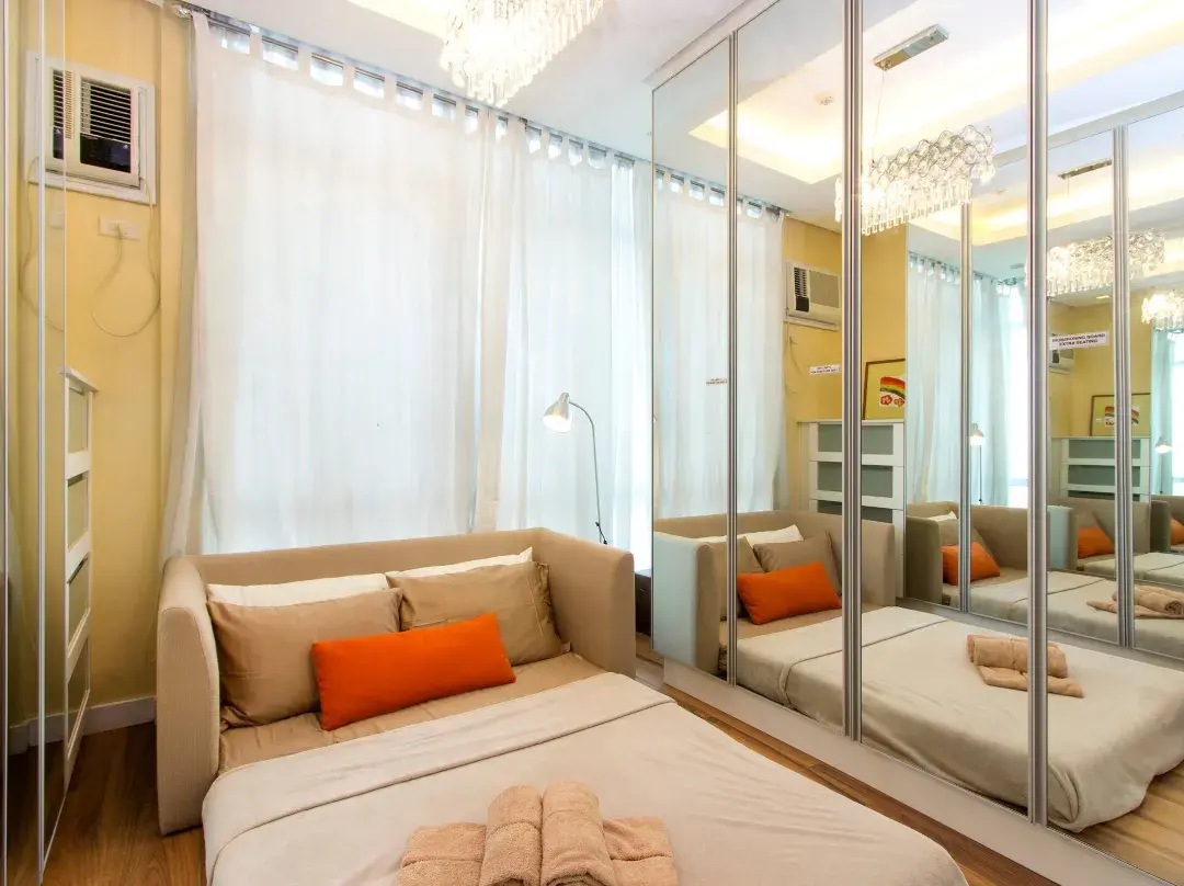 Elegant 2br Apartment In Upscale Fort Bgc Fast Wifi - Makati
