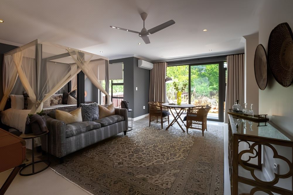Safari Moon Luxury Bush Lodge - Hoedspruit