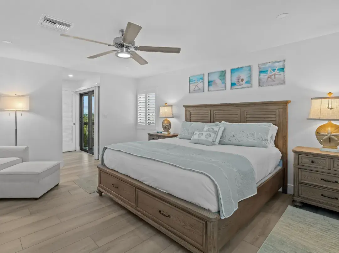 Panoramic Gulf Views And Modern Comforts - Elegant Beachfront Haven - Sanibel, FL