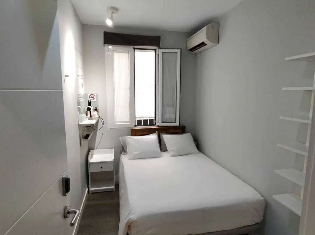 Hostal Diezmadrid - Madrid