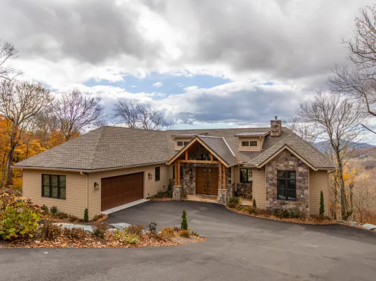 Chef's Kitchen And Game Room Delight - Luxurious Mountain Escape - Sugar Mountain, NC