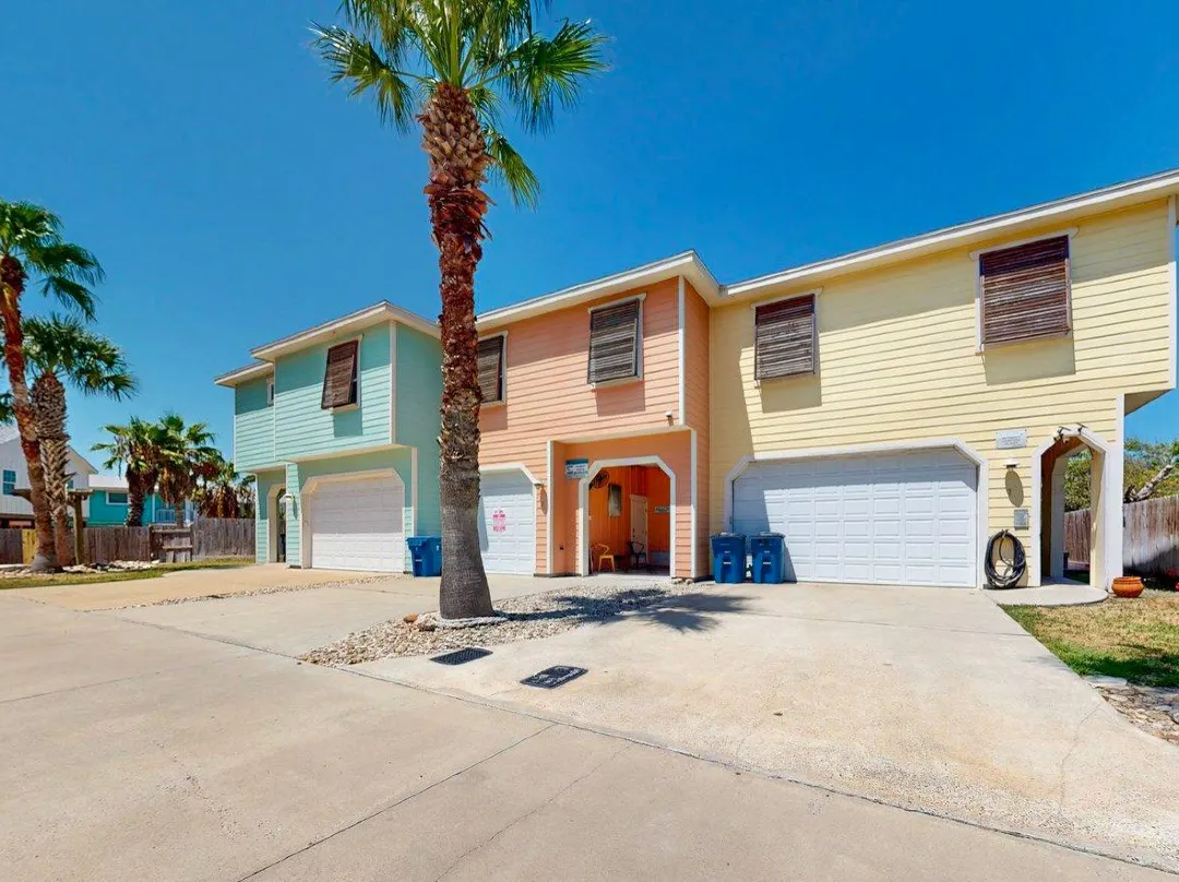 Shared Pool, Charcoal Grill, Pet Friendly - Port Aransas, TX