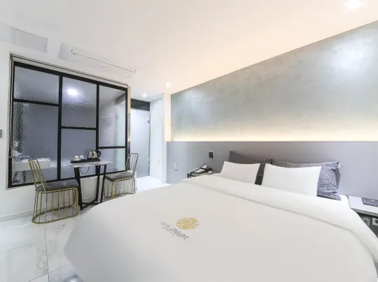 Two Nights Business Hotel - Jeonju-si