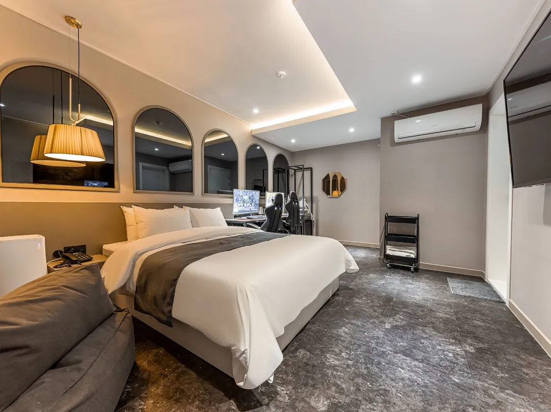 Cheonan Noblesse Hotel - Gongju-si