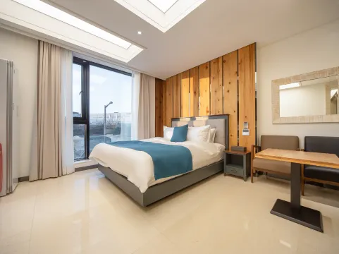 Jb Tourist Hotel - Gyeongsan-si