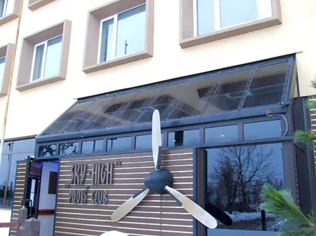 Sky High Hotel Airport 200 Meters from the Terminal Reviews: 46 ...