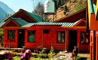 Parvati Hill Cottage | Rooms & Guided Treks,Kullu - Updated 2024 ...