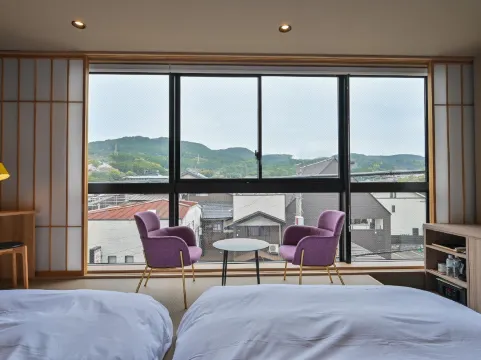 Ureshino Onsen Yoshidaya Uchiroji Hondori - Ureshino