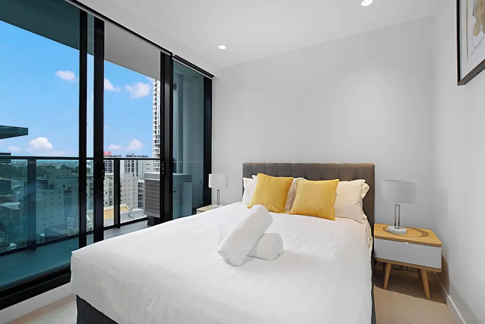 Lumina Stays - Lighthouse - Melbourne
