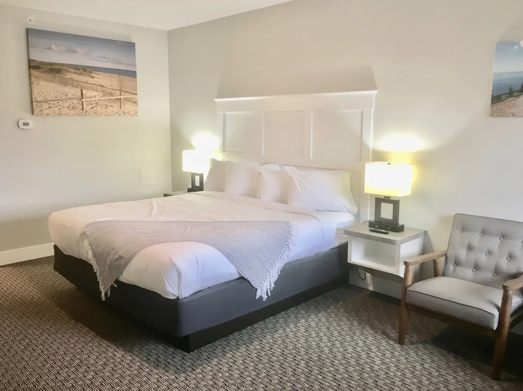 Empire Lakeshore Inn - Glen Arbor, MI
