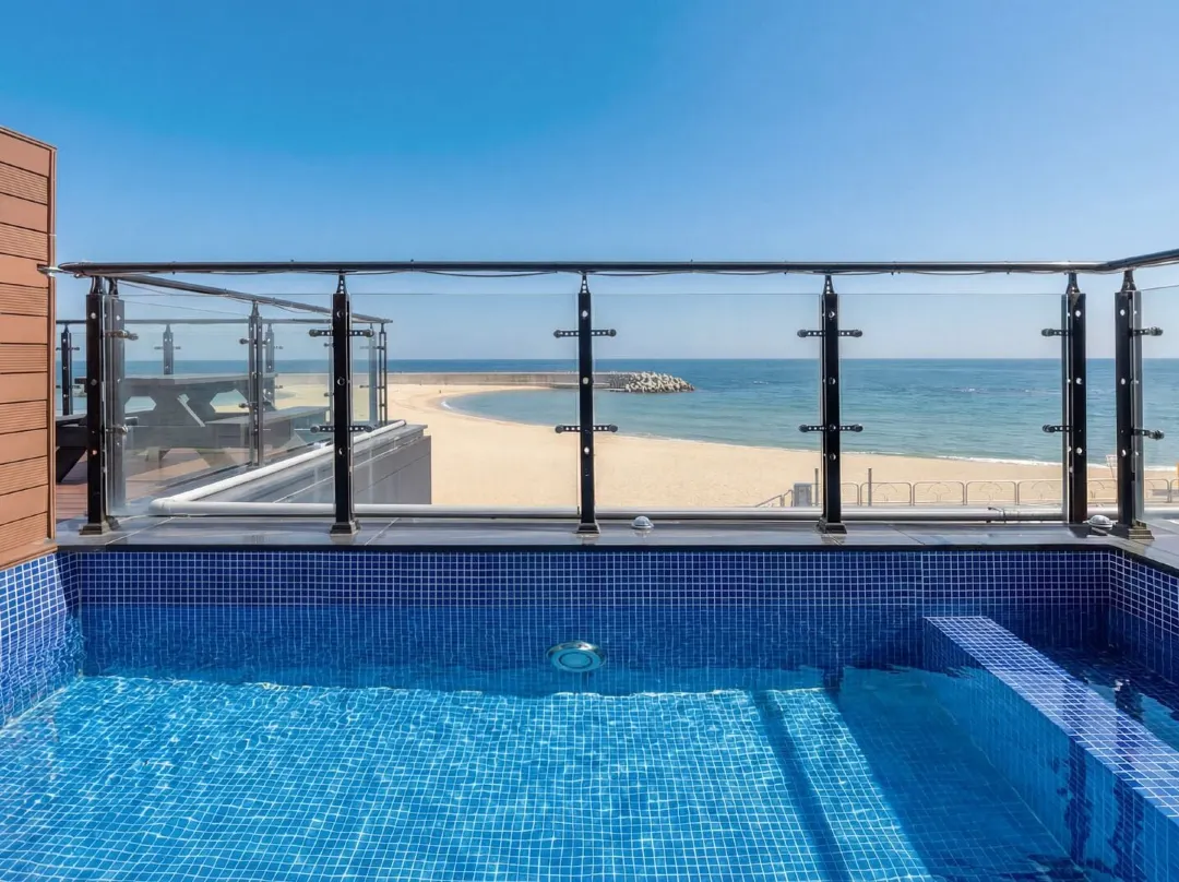 Sokcho W Spa Poolvilla - 束草市