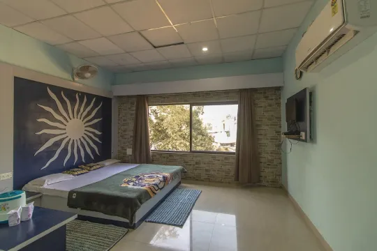 Hotel Meghdoot - Pachmarhi