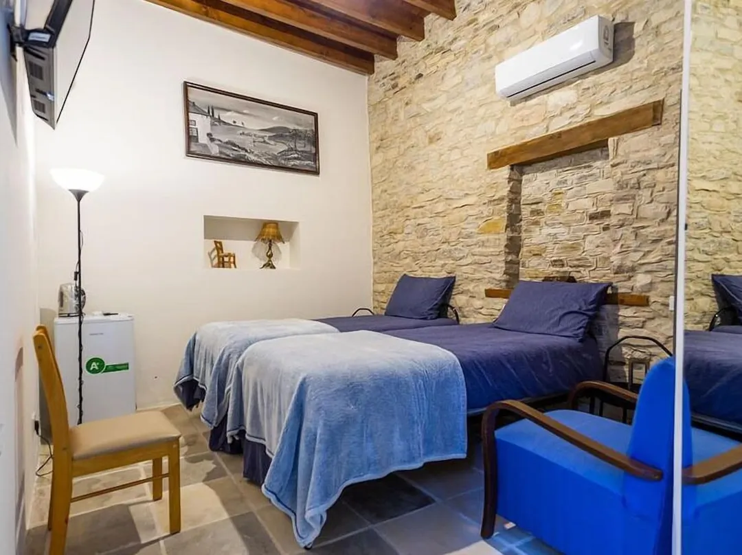 Lazaros Stonehouse - Cyprus