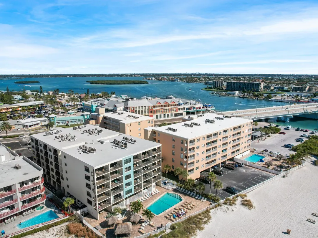 Heated Pool And Garden View - Serene Coastal Escape - Madeira Beach, FL