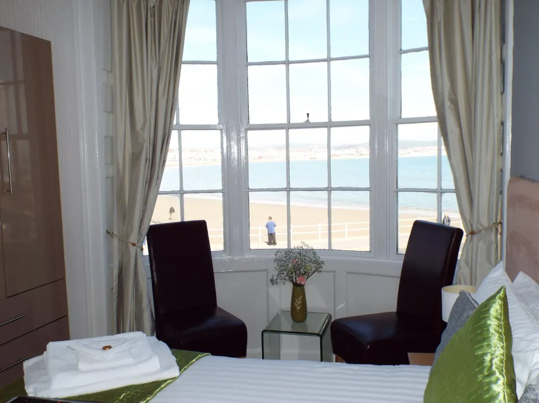 Aaran Guesthouse - Weymouth, UK