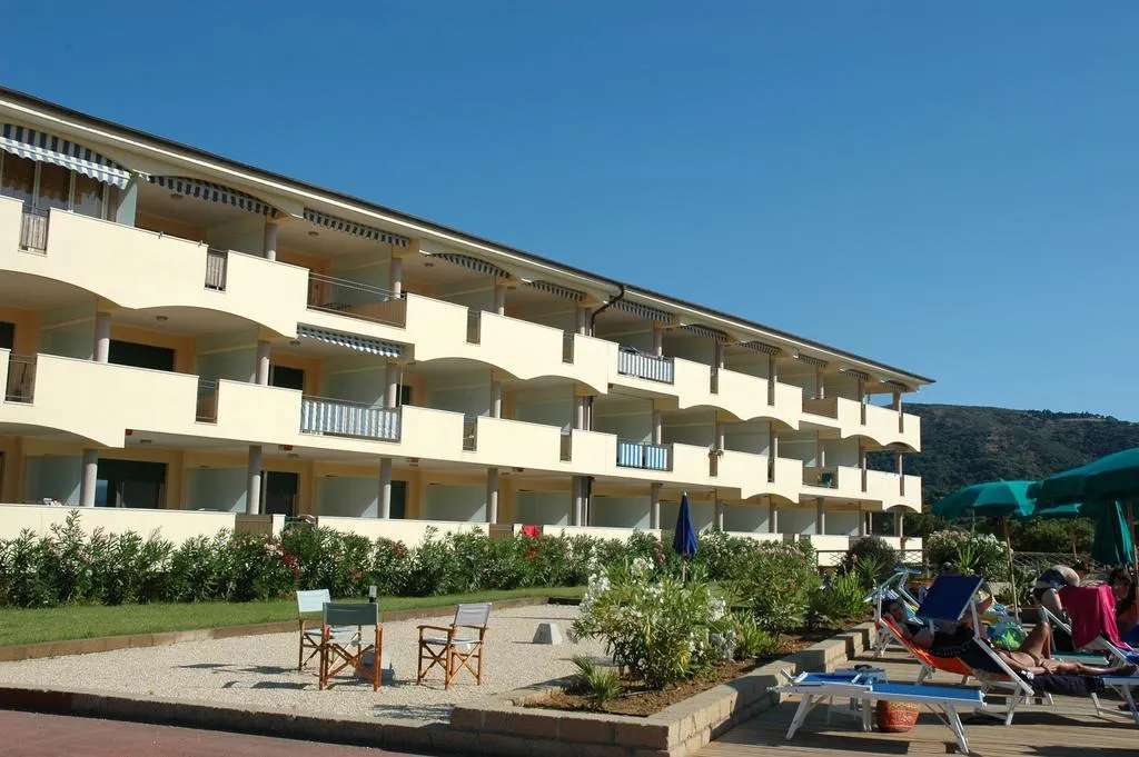 Lo Smeraldo - Porto Azzurro