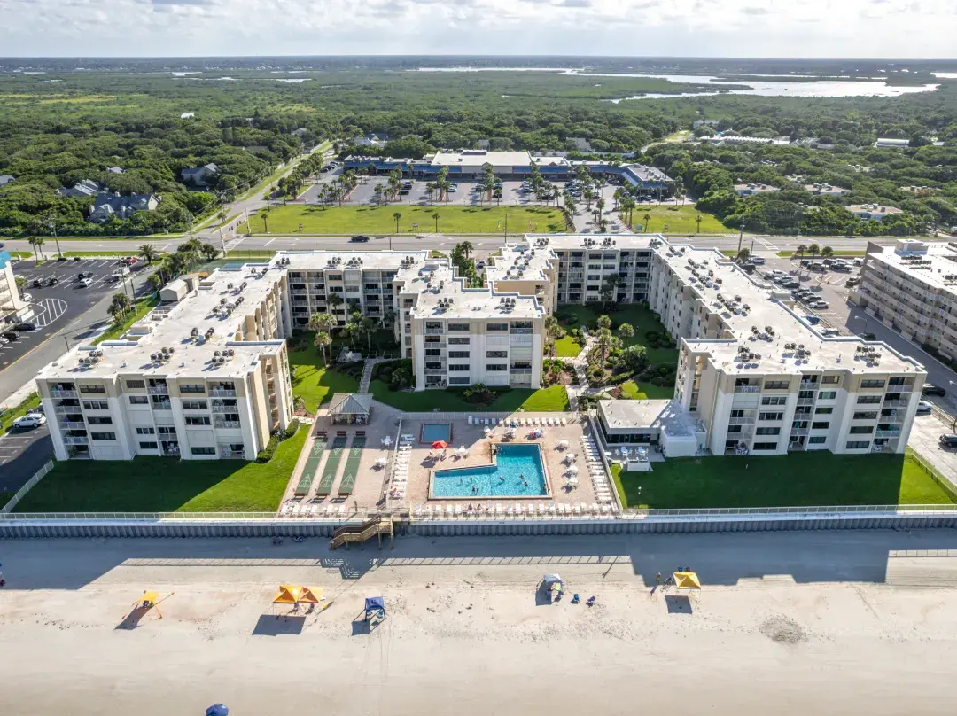 Beachfront Pool And Stunning Views - Breathtaking Oceanfront Haven - New Smyrna Beach, FL