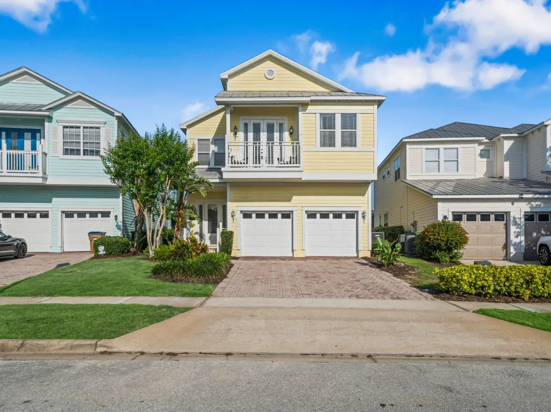 Private Pool And Themed Spaces - Charming Family Getaway - Haines City, FL