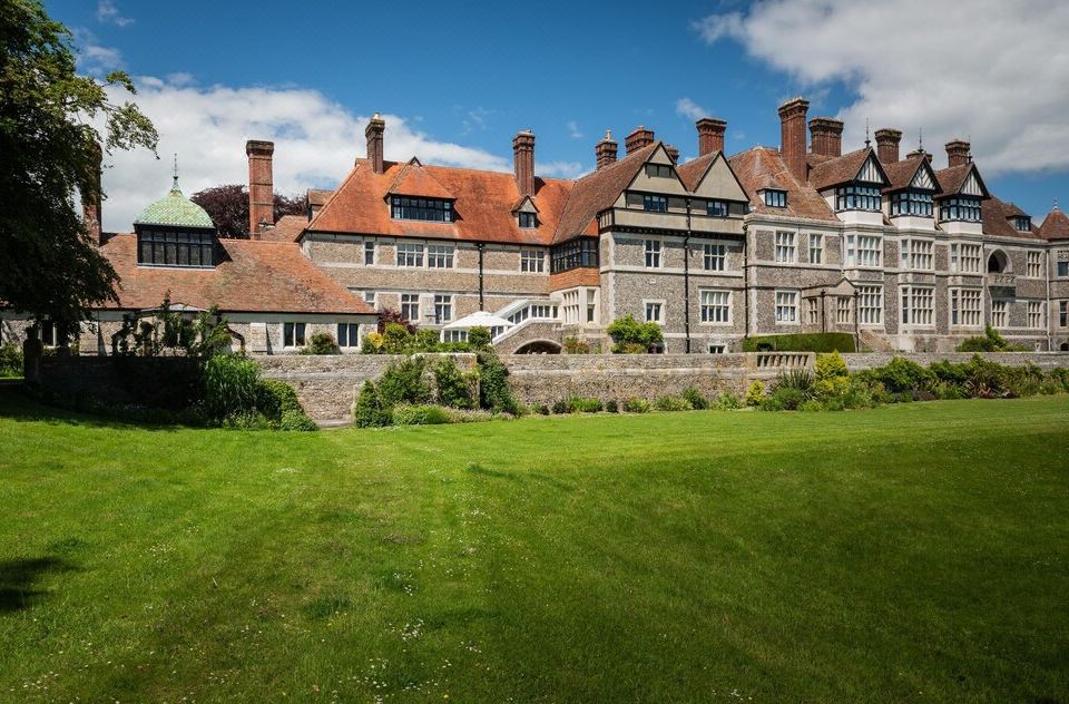 2025 Updated Prices, Deals & Reviews | Trip.com