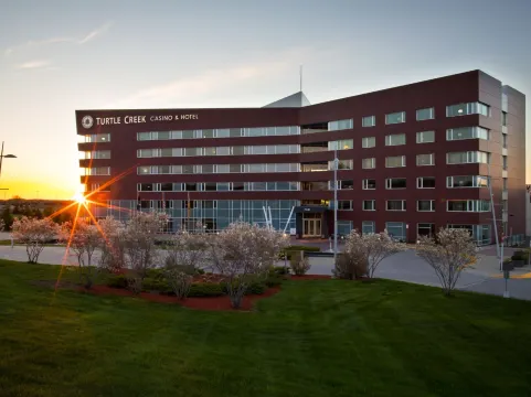 Turtle Creek Casino & Hotel - Elk Rapids, MI