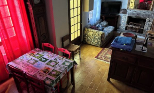 House in the village of Balzac and Calder in the heart of the Loire ...