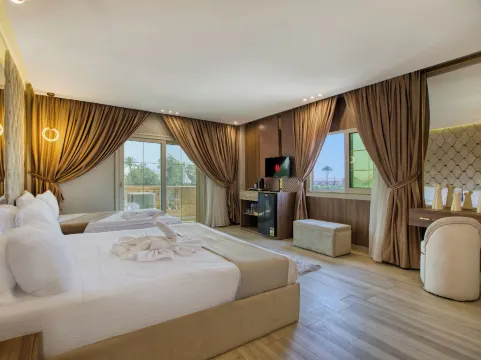 Pyramids Sunrise Inn - Egypt