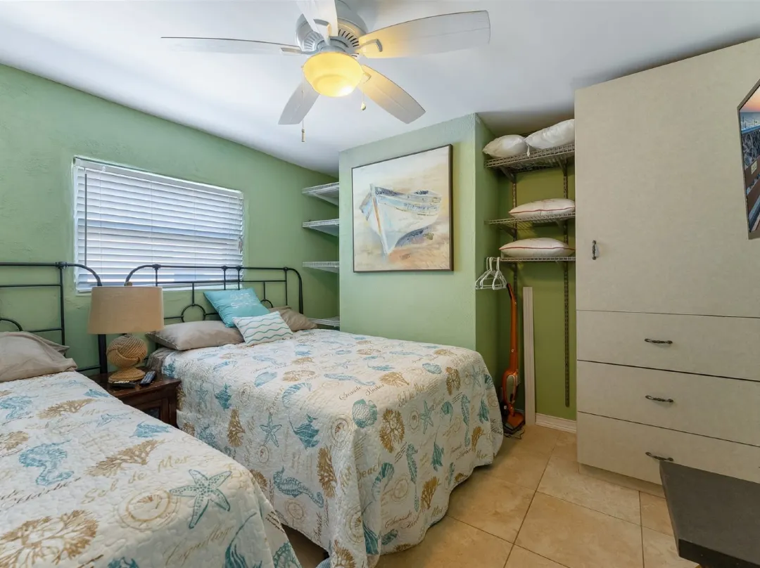 Stunning Sunrise And Pool Access - Beautiful Oceanfront Retreat - Wildwood Crest, NJ