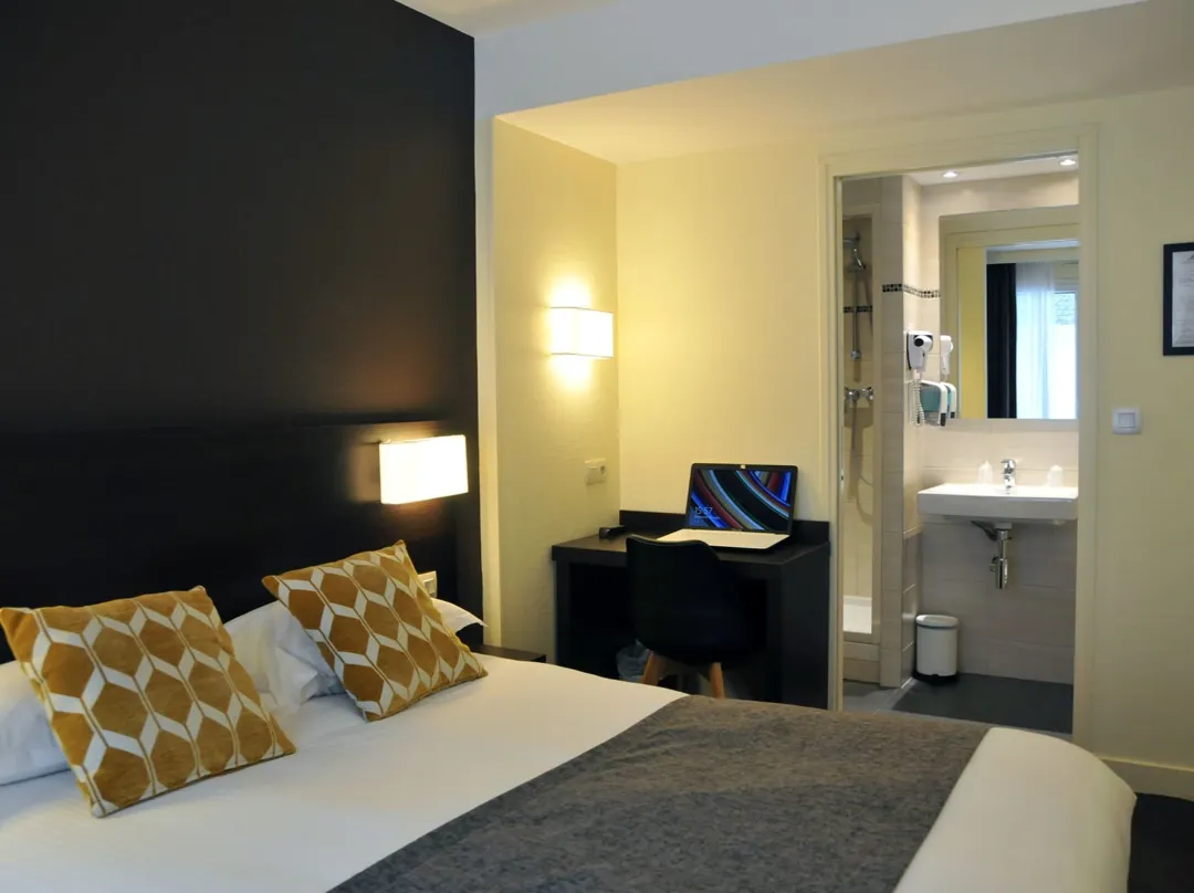 Hotel Des Quatrans - Normandy